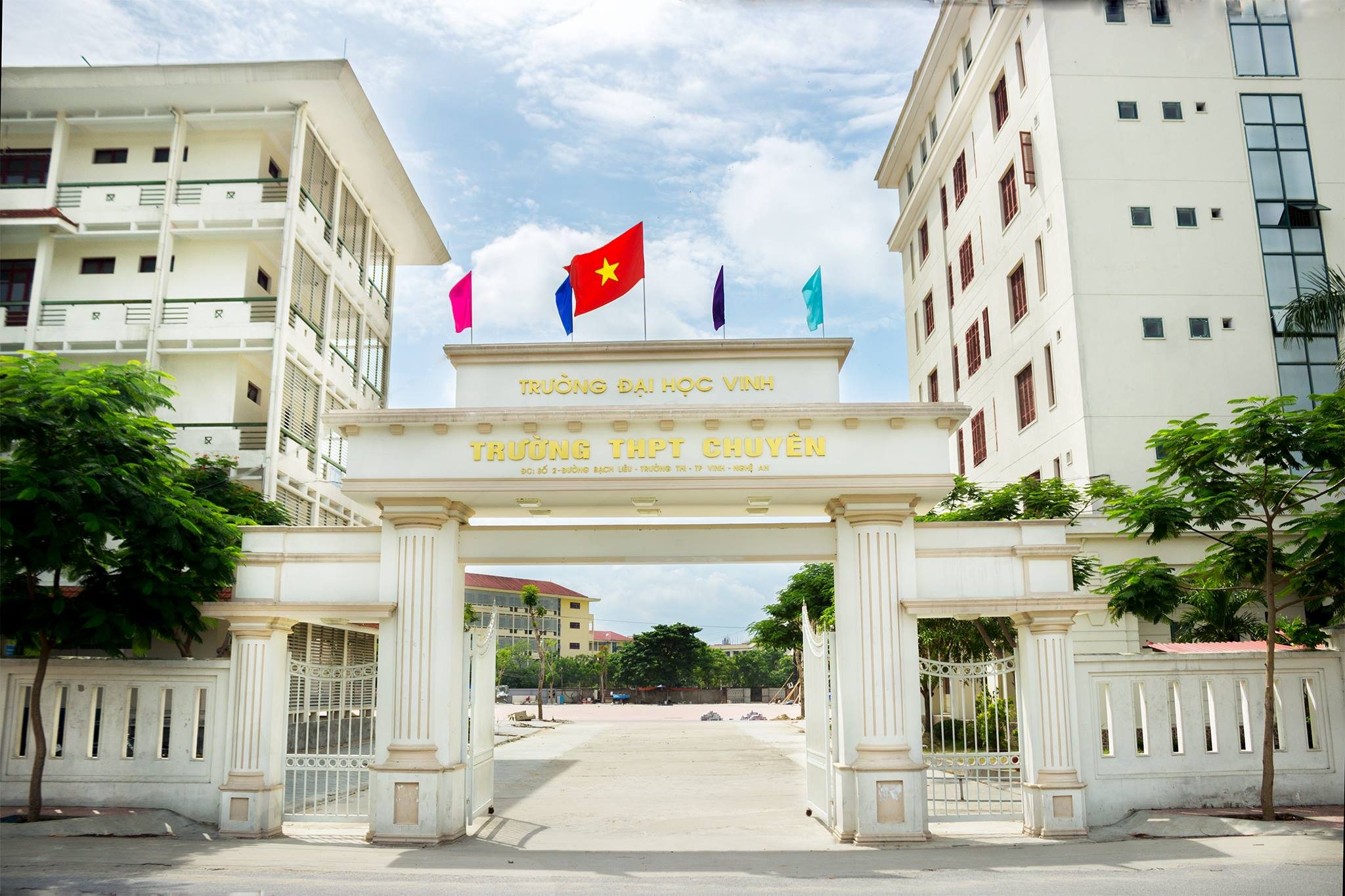 Gần 1 800 Thí Sinh đăng Ký Dự Thi Vào Hệ Chuyên Của Trường Thpt Chuyên